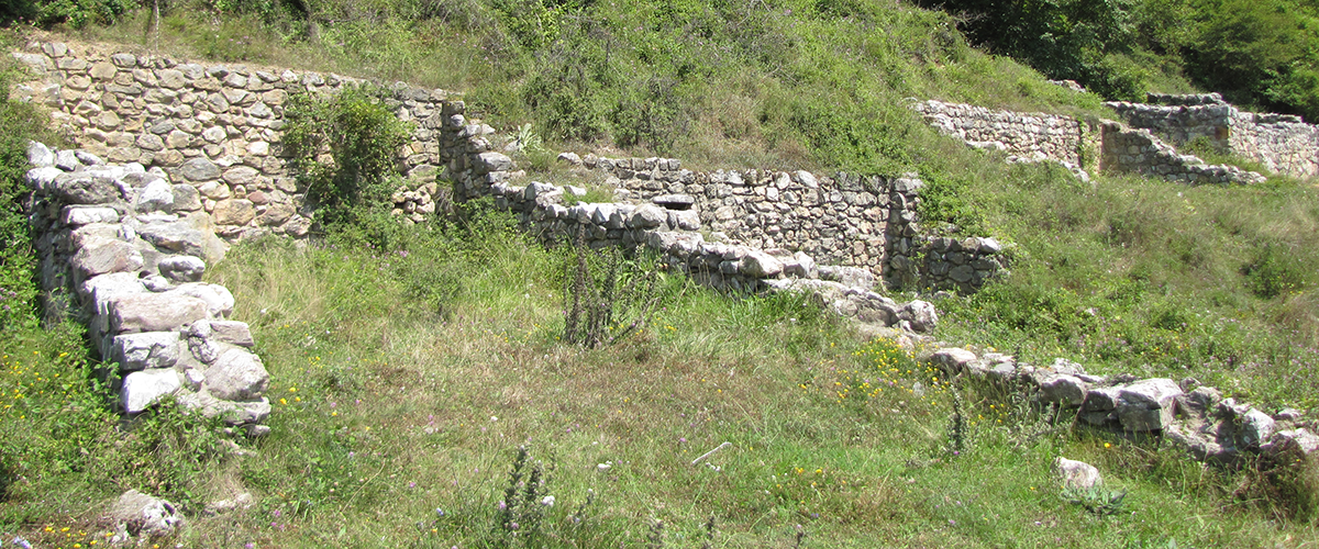 Stari Ras, tvrđava iz prednemanjićkog perioda - Oblak beli